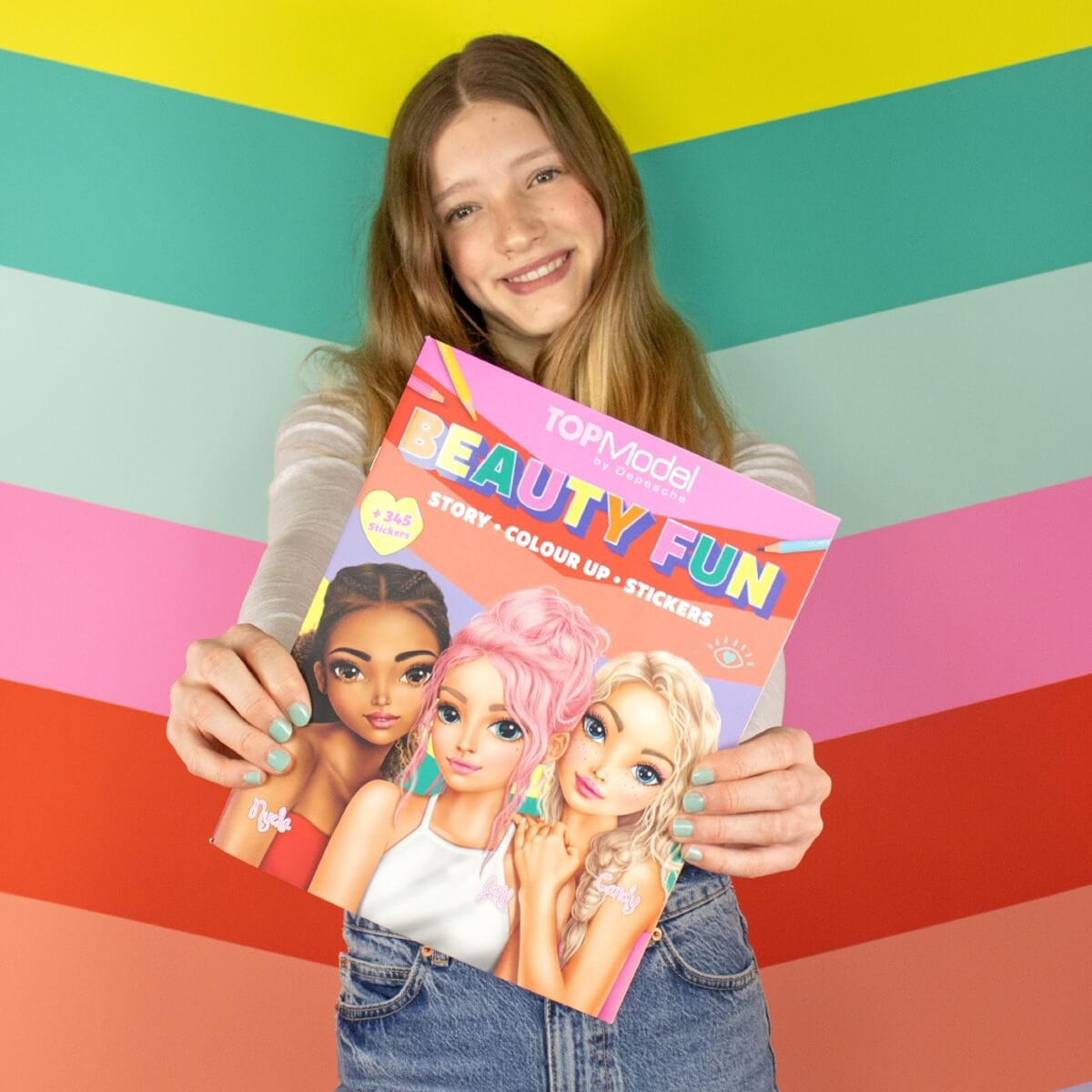 Carte de colorat TopModel BeautyFun cu stickere