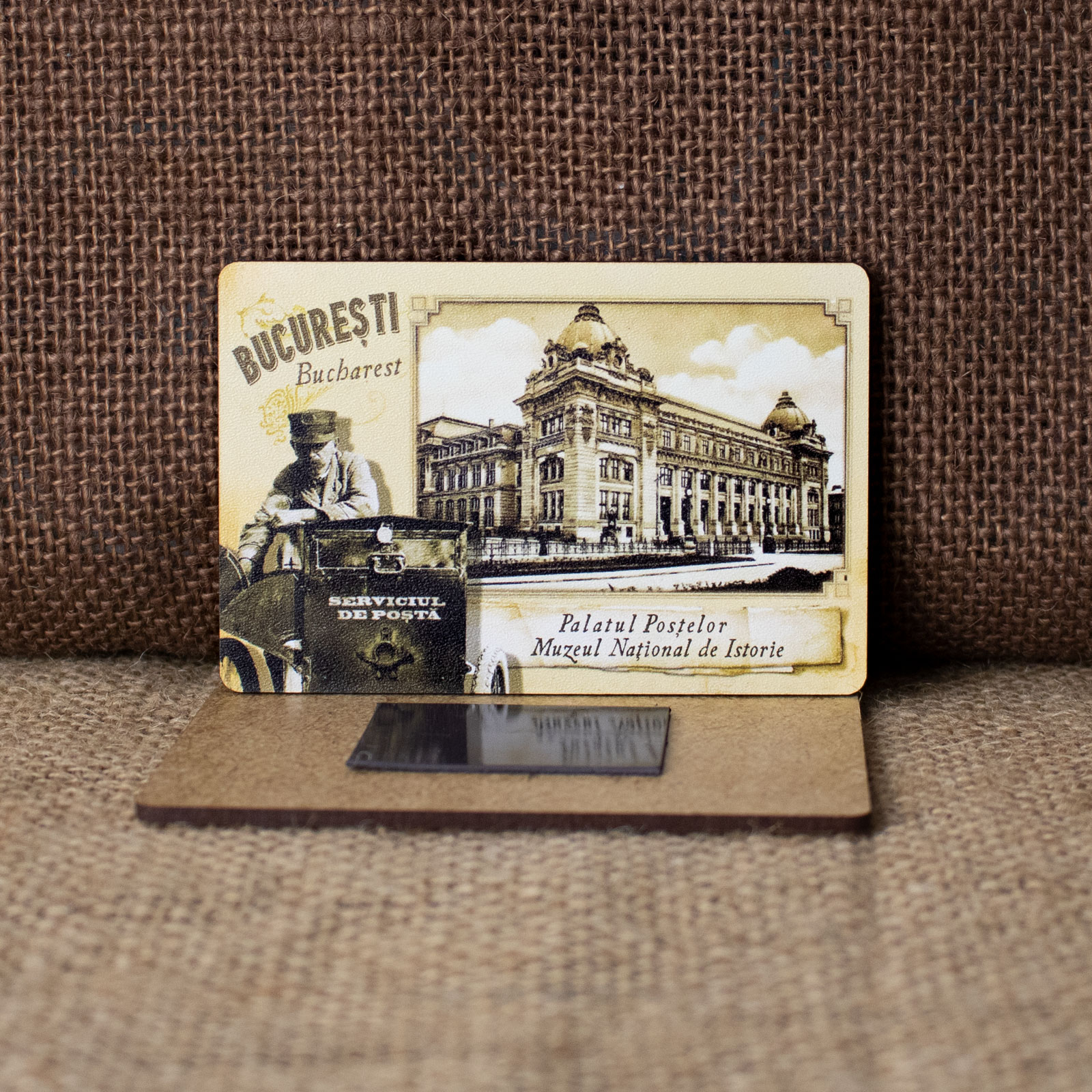Magnet de frigider din lemn, vintage, Palatul Postelor, Calea Victoriei ...