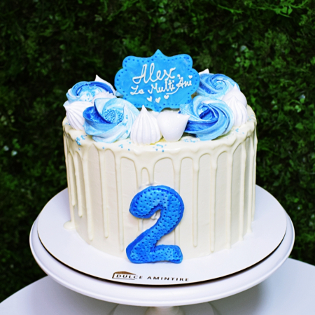 Tort cu Drip Alb & Bezele