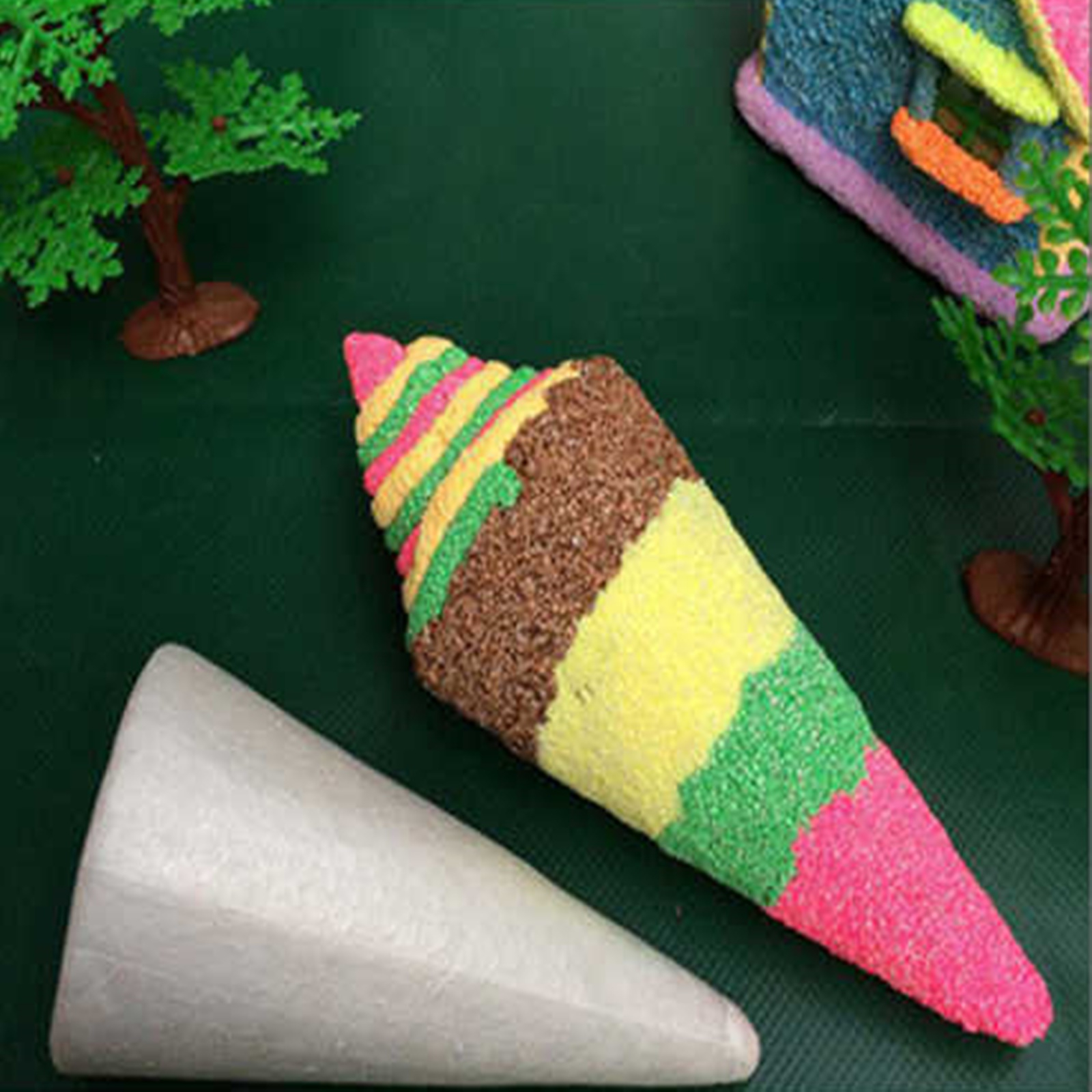 Con din polistiren premium - Mărimi diverse White Polystyrene Cone