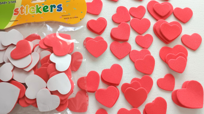 Figurine buretate autoadezive 7-8 gr sclipici - Inimi