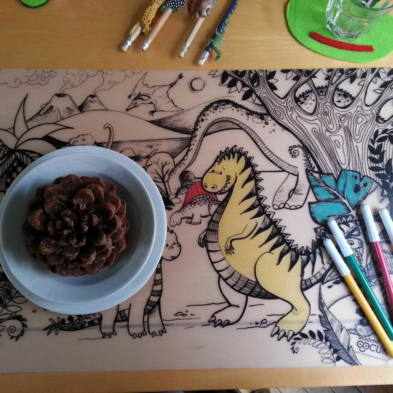 Desene de Colorat, Fise de Colorat si Planse - Dinozauri | Micostore