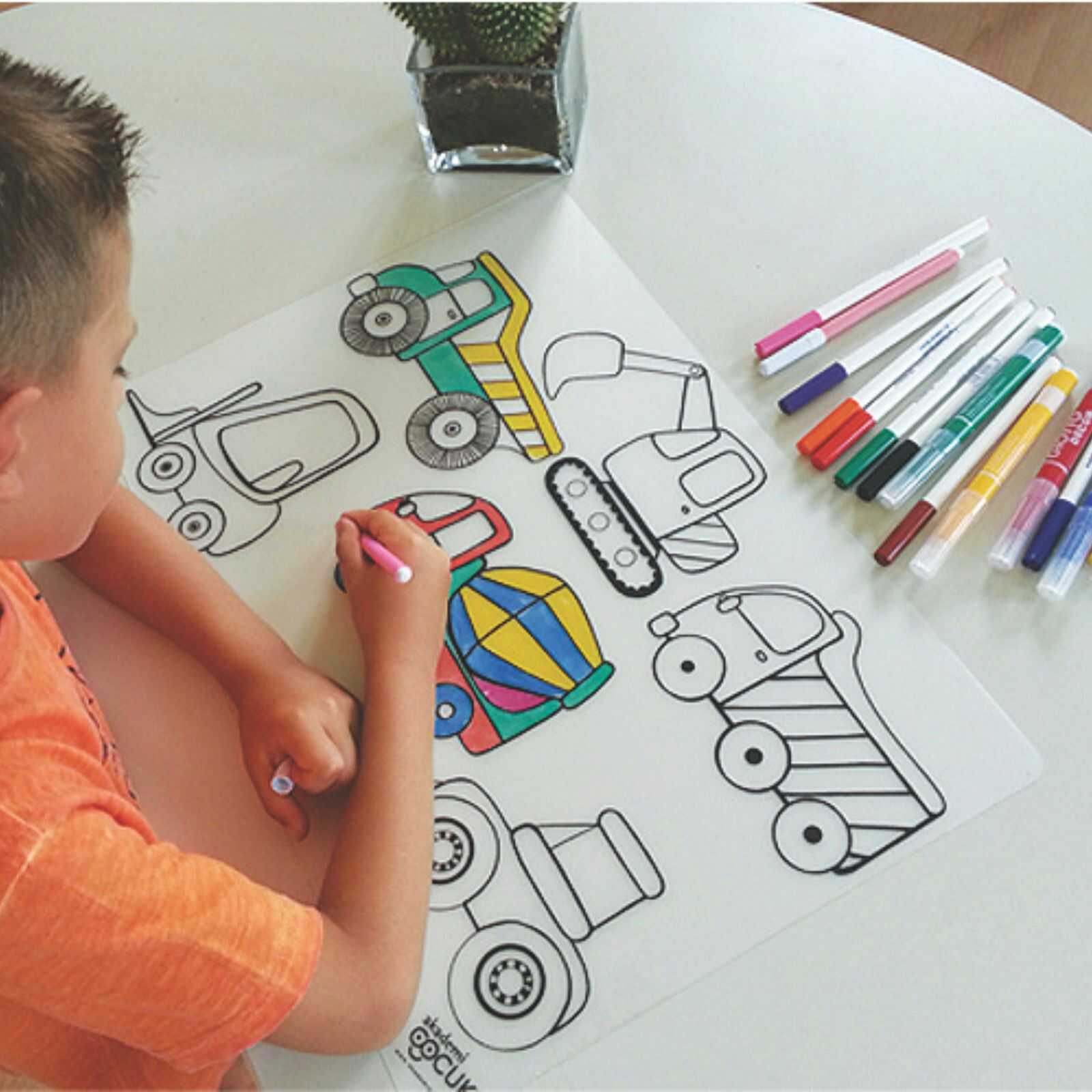 Desene de Colorat, Fise de Colorat si Planse - Masini Constructii