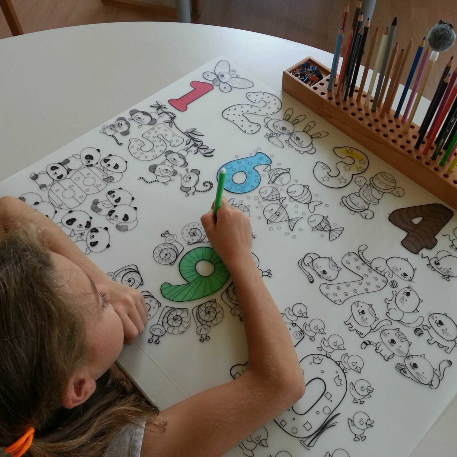 Desene de Colorat, Fise de Colorat si Planse - Cifre si Numere