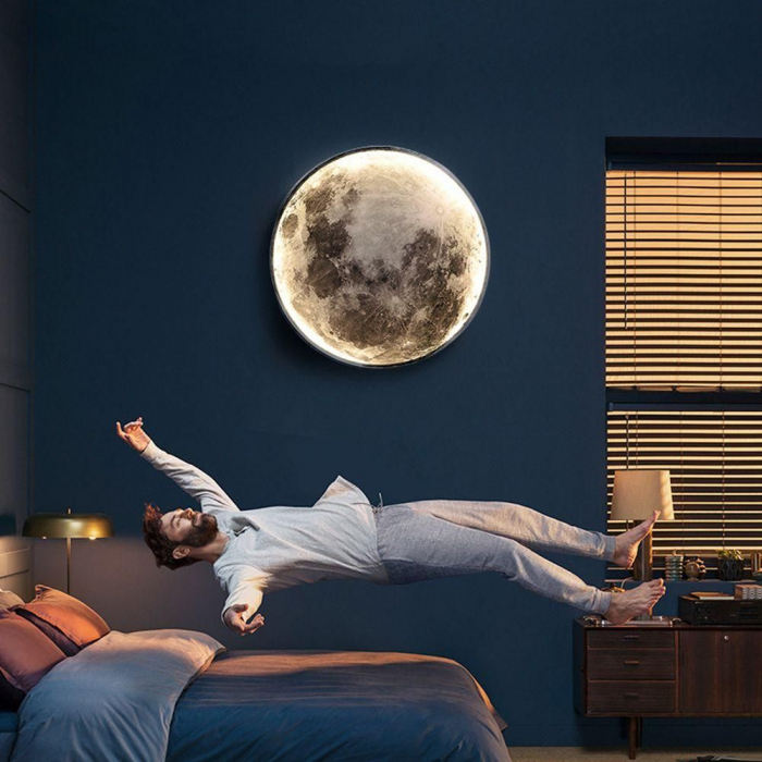 Lampa LED de perete Luna Captivanta. Incredible design