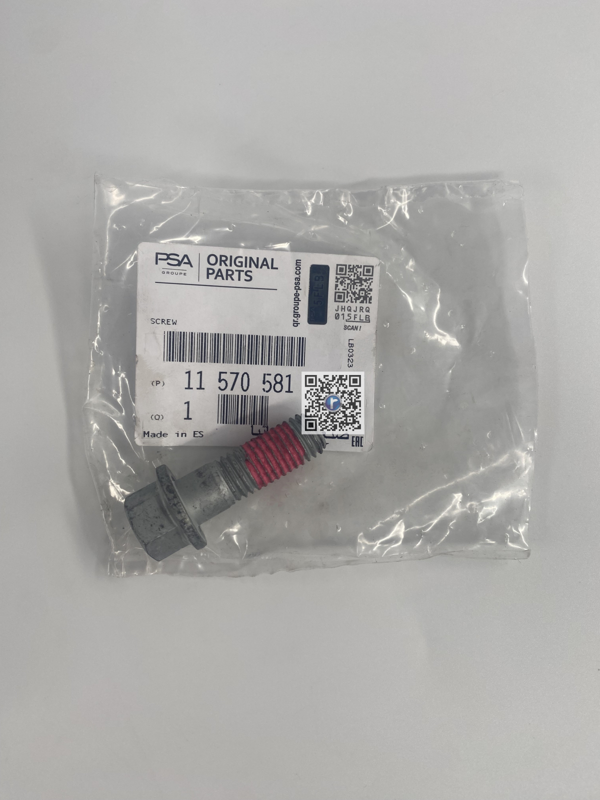 REAR AXLE BOLT - 11570581