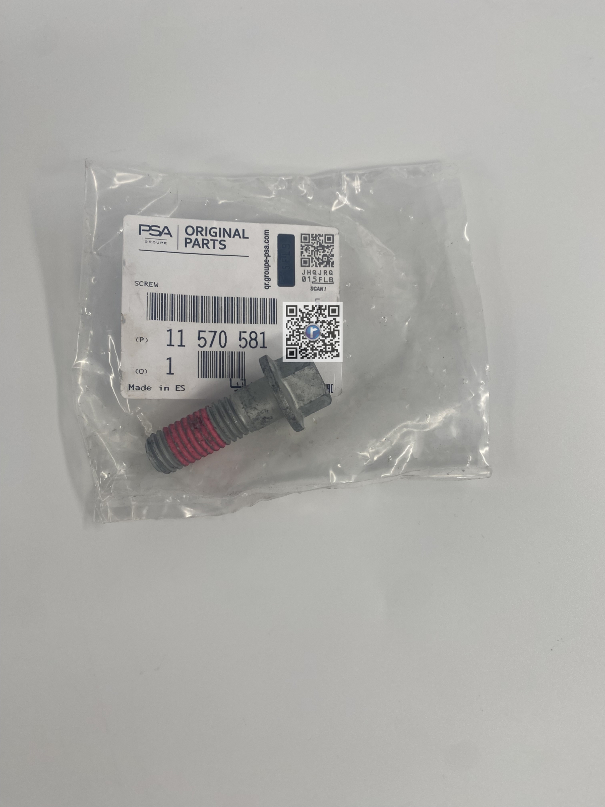 REAR AXLE BOLT - 11570581