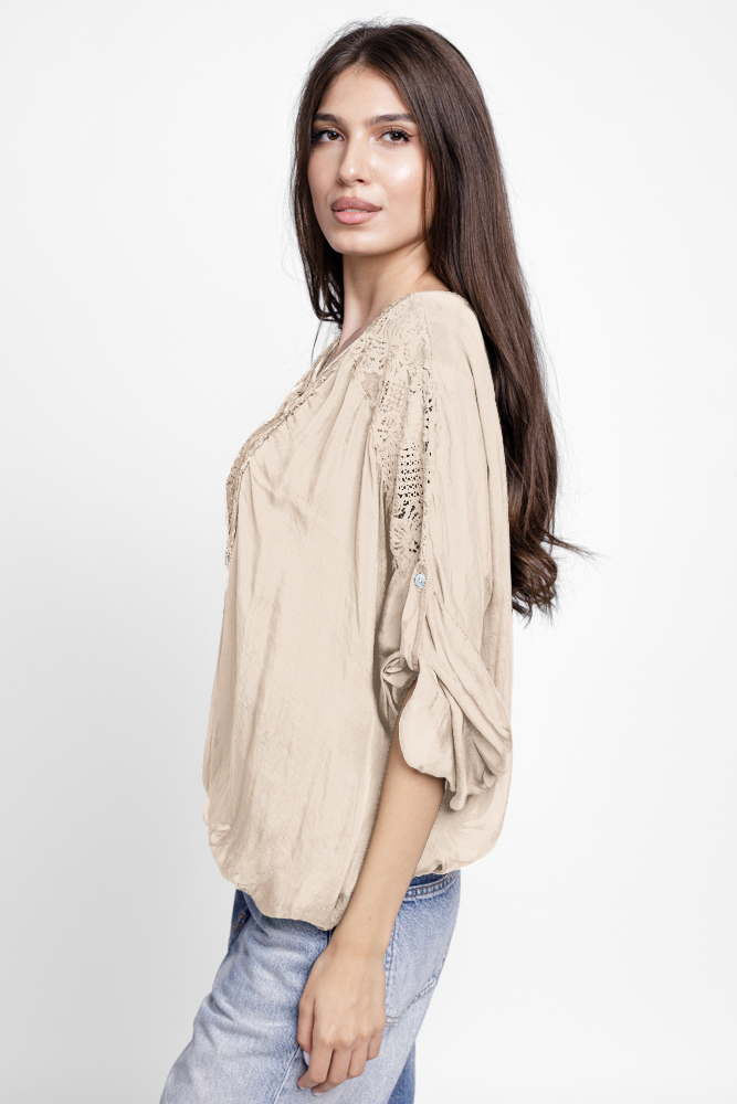 Bluza din matase naturala platca brodata, cu paiete fine si cu dantela pe spate, bej