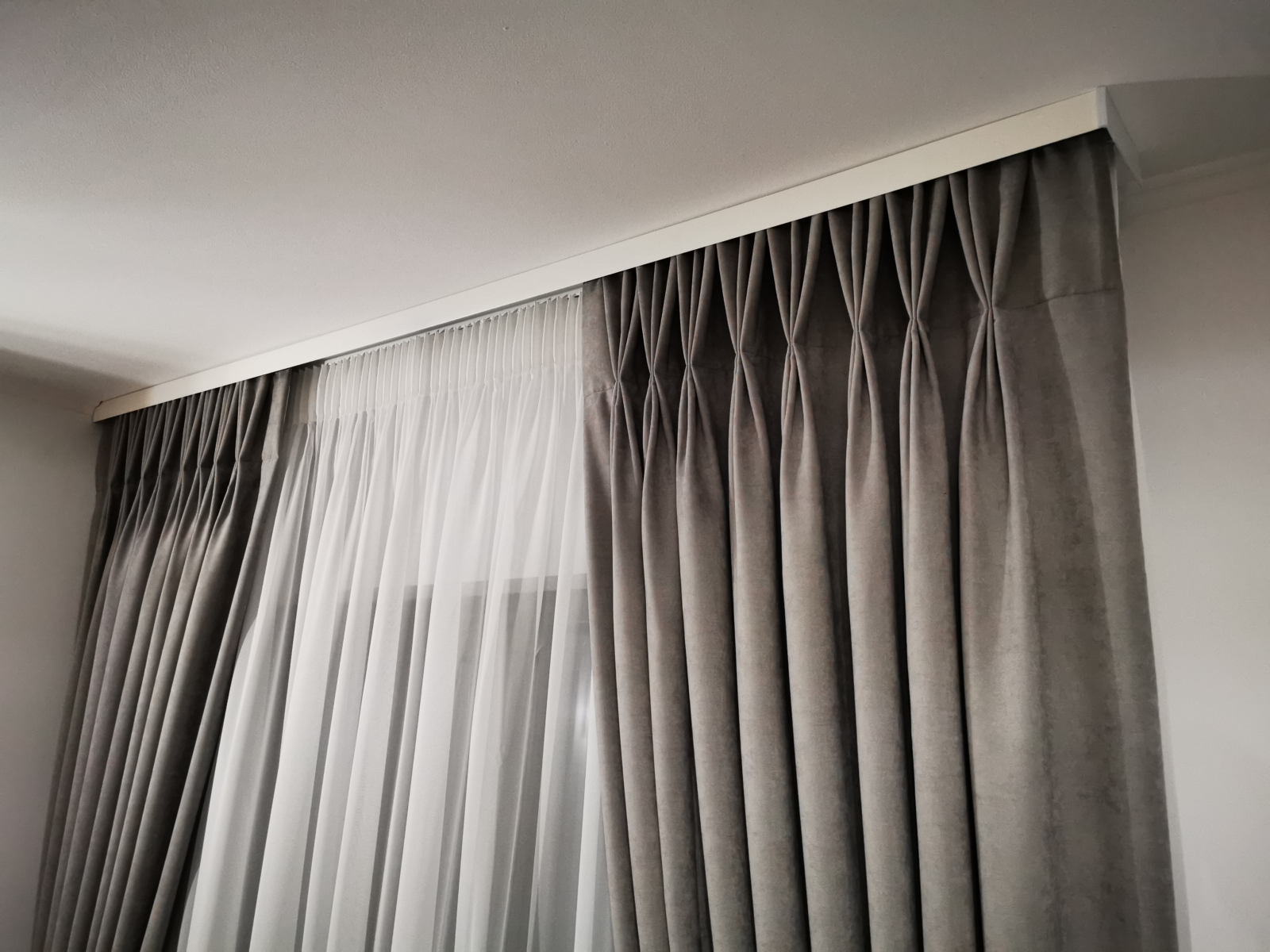 Kahl Streugut Dunkelheit Sina Perdea Dubla Aluminiu Schlafzimmer Stapel