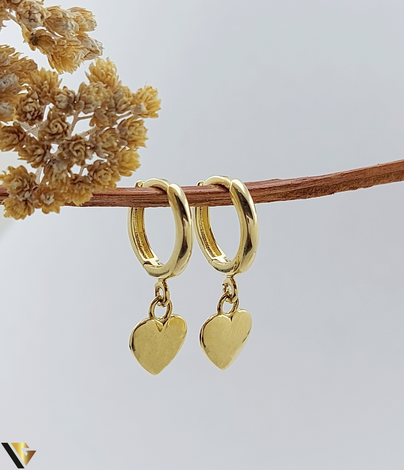 Cercei aur 14k Greutate: 1.94 grame Lungime: 20 mm Latime: 8 mm Marcaj ...