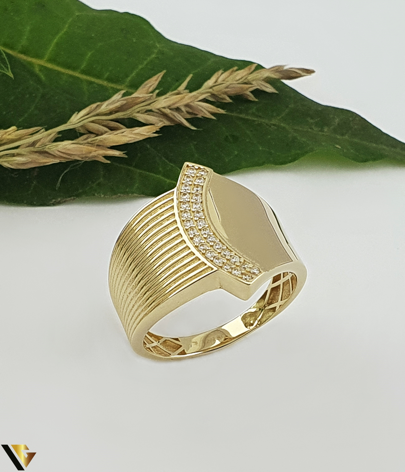 Inel aur 14k, Cubic zirconia Greutate: 3.89 grame Latime: 20 mm ...