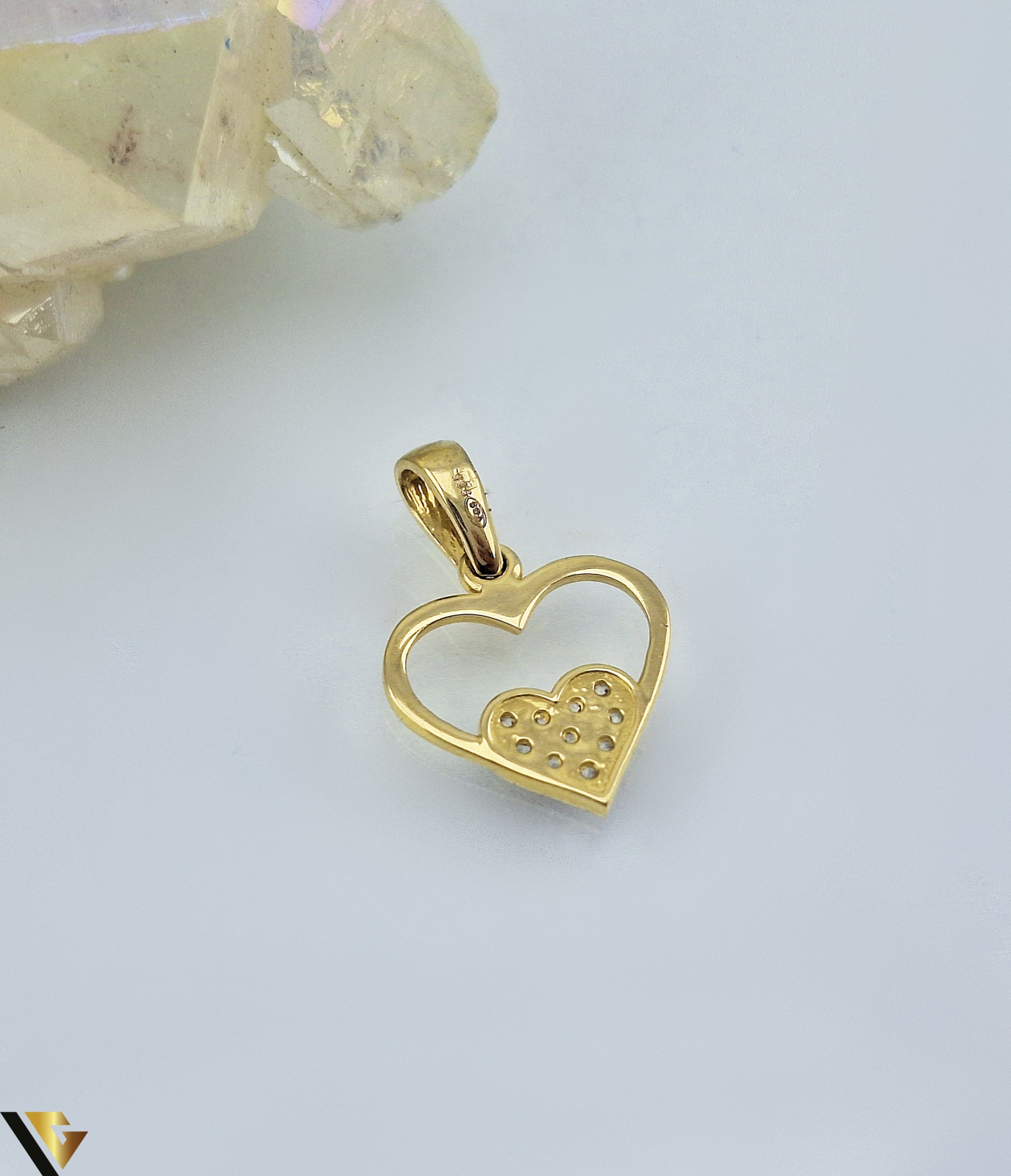 Pandantiv aur 14k Greutate : 1.01 g Lungime: 18 mm Latime: 12 mm Marcaj ...