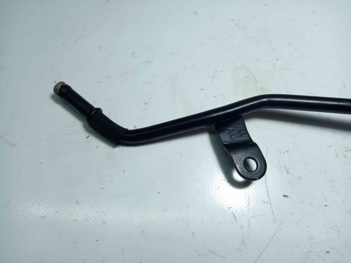 Cumpara Conducta apa 5K0121070C Volkswagen Passat B7 2.0 CFFB 2010-2014 ...