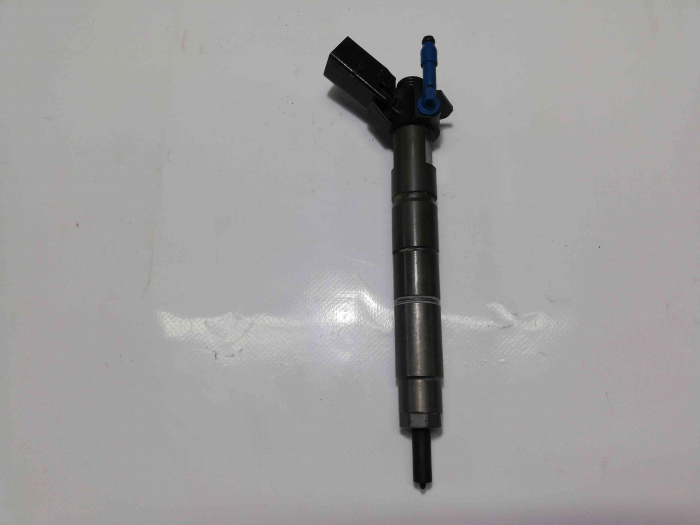 Cumpara Injector A6540700187 Mercedes E220 W213 2.0 2016-2021 Dezmembraru