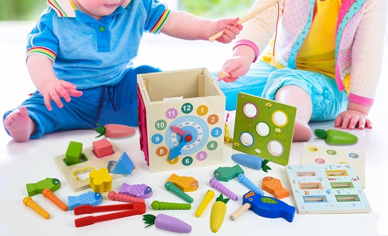 Centru din lemn educativ Montessori, Cub activitati bebelusi 8 in 1 ...