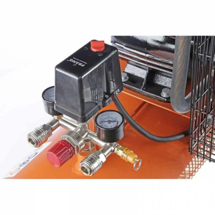 Compresor aer comprimat 200L 5.7CP 2 cilindri 690L min (LXC200-2-400V)