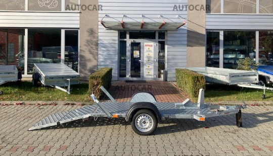 Cumpara o remorca moto de 750 kg. cu rampa de incarcare si sesteme de ...