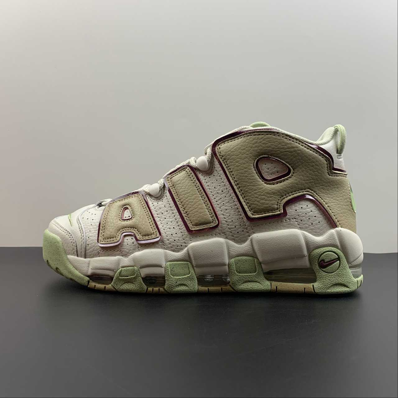 Nike Uptempo dark bone