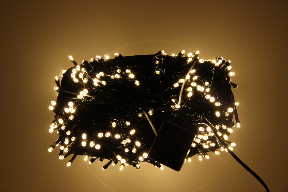 Instalatie Led Lumina Calda Rola 100 M 800 leduri