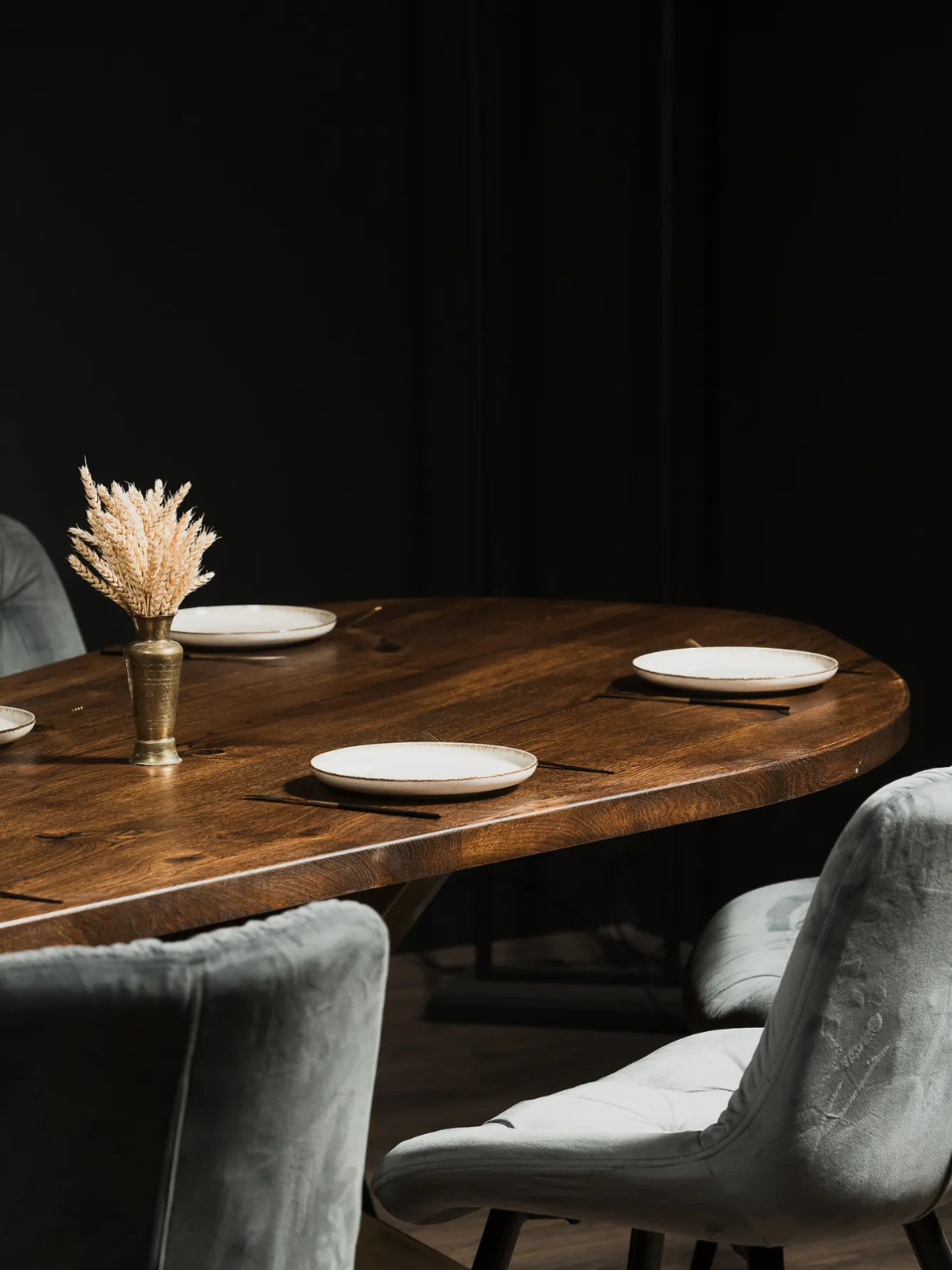 Masa Dining Luma – Lemn Masiv Stejar Ovală ⋆ Personalizabilă