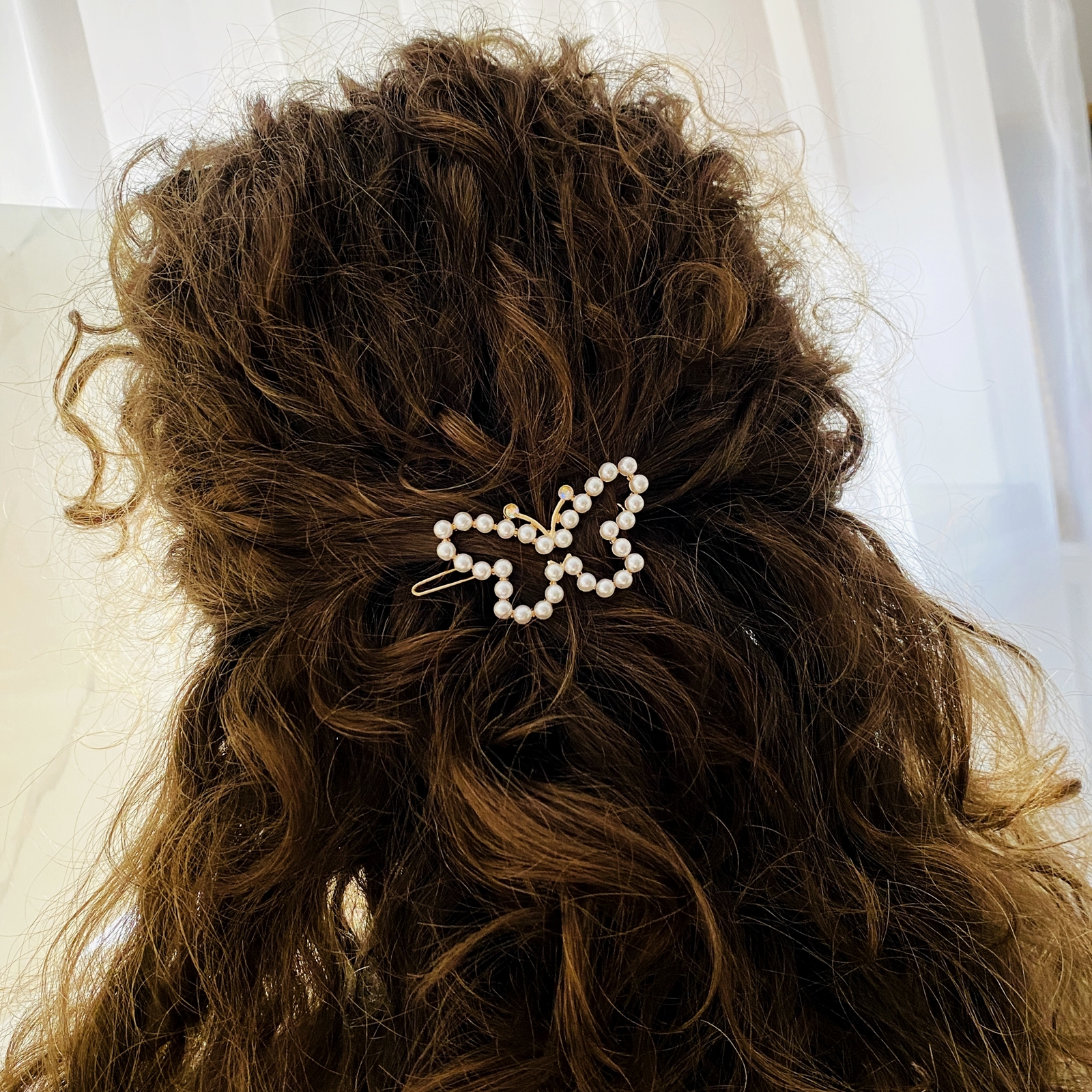 Agrafa de Par Fluture Perle - Accesorii de Par | ZURIEVA
