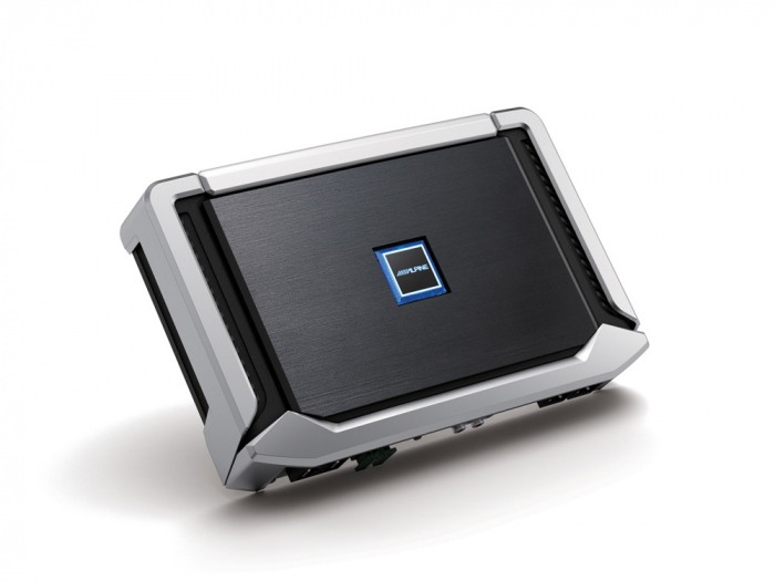 ALPINE X-A70F AMPLIFICATOR AUTO DIGITAL PE 4 CANALE, 1400W
