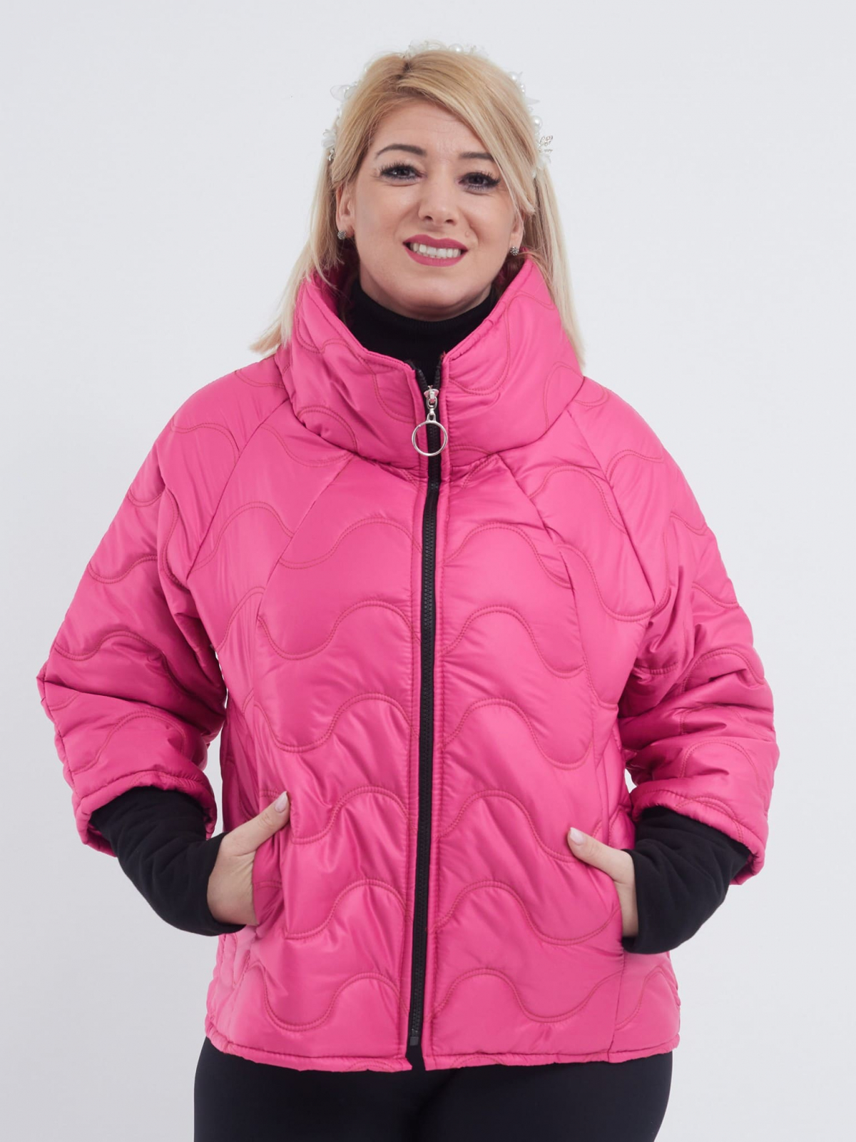 Geaca ciclam, cu guler inalt [1]